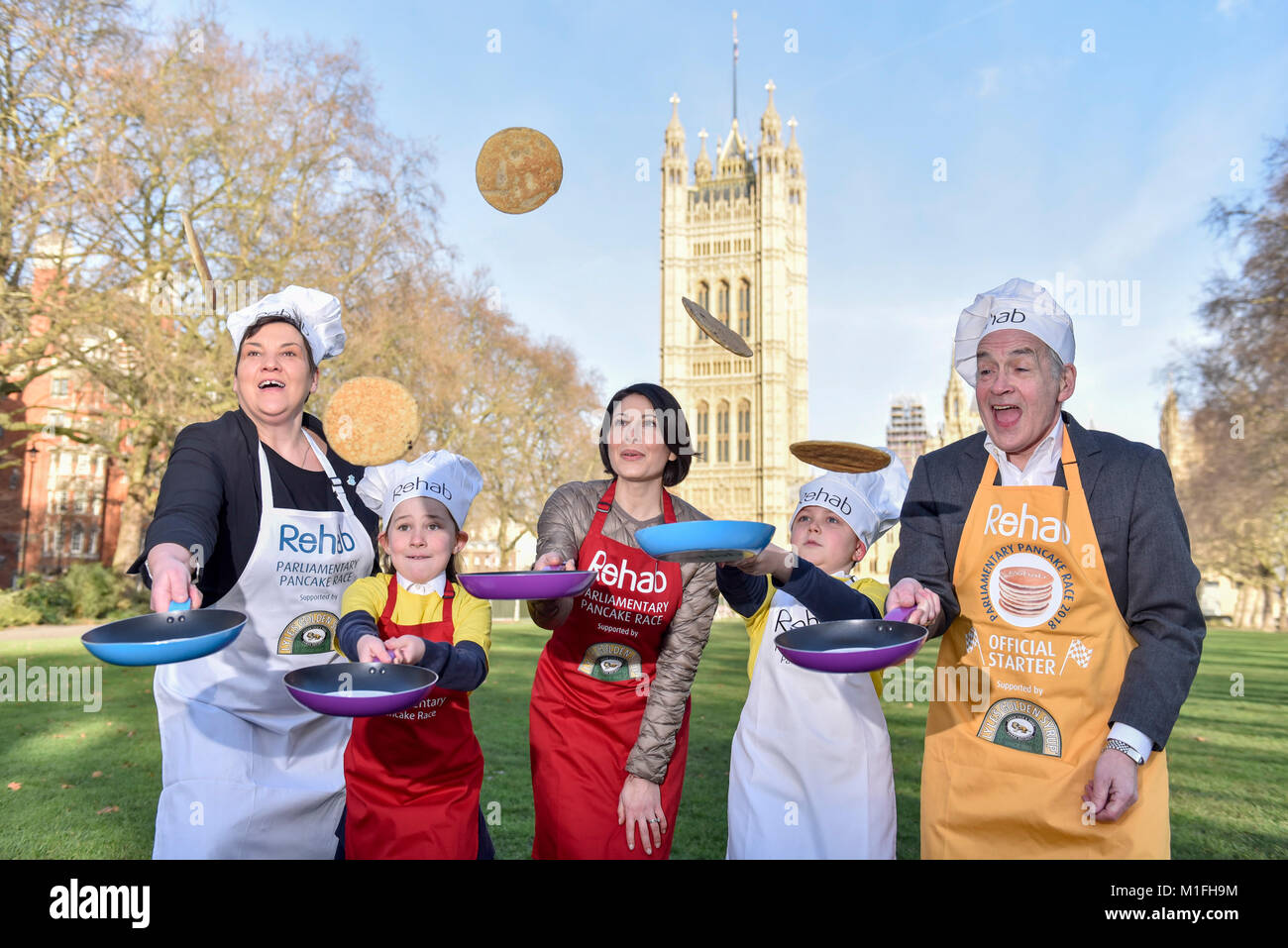 London, UK. 30th Jan, 2018. (L to R) Tonia Antoniazzi MP for the ...