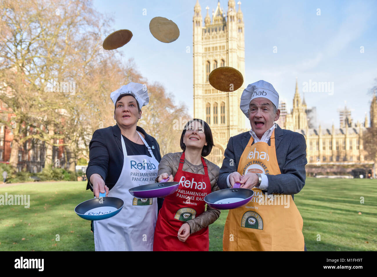 London, UK. 30th Jan, 2018. (L to R) Tonia Antoniazzi MP for the ...