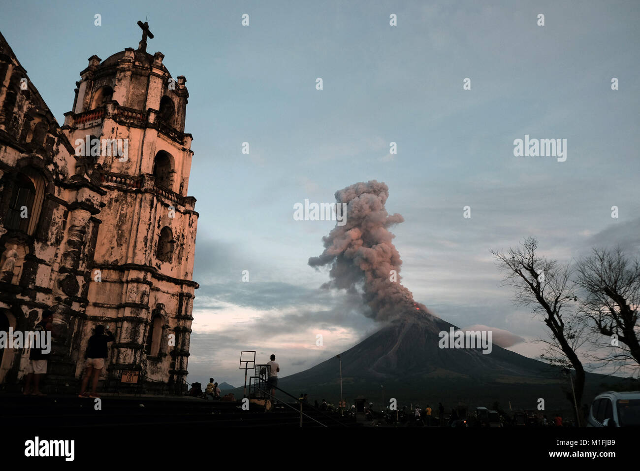 January 25, 2018 - Legaspi City, Bicol Region, Philippines - Mayon ...