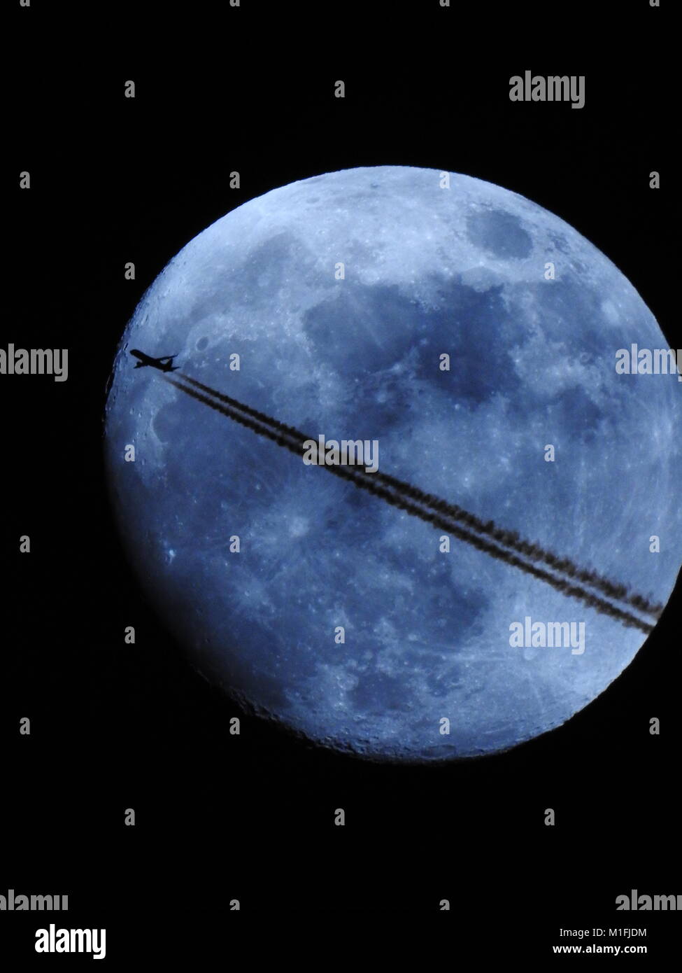 Moon two days hi-res stock photography and images - Alamy