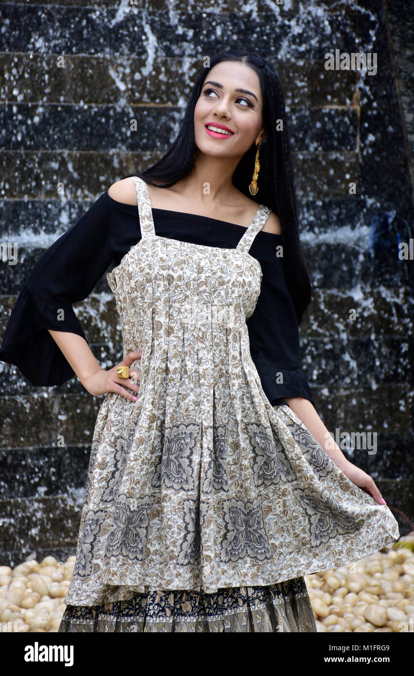 Mumbai, India. 29th Jan, 2018. Indian film actress Amrita Rao seen ...