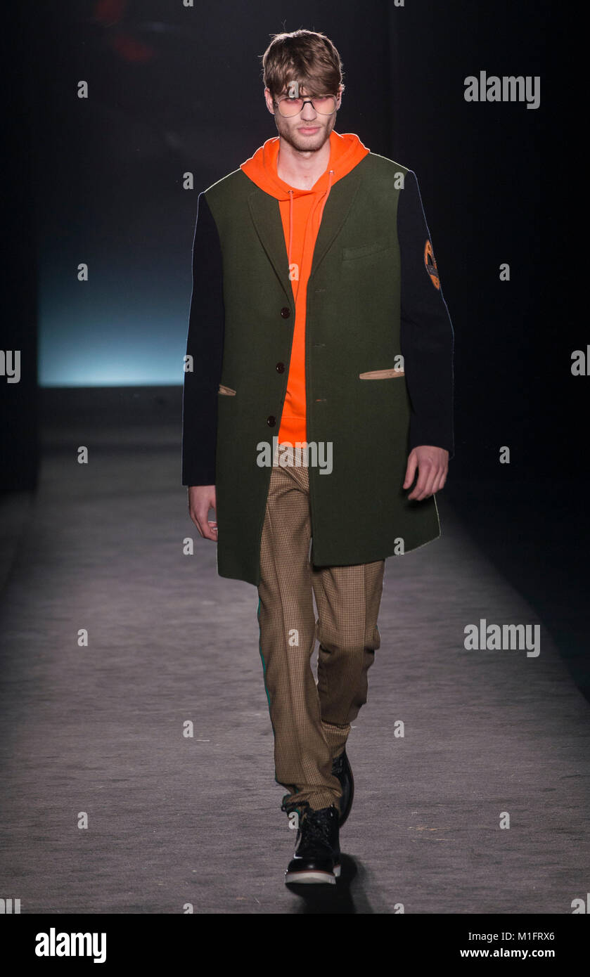 Pau miro hi-res stock photography and images - Alamy