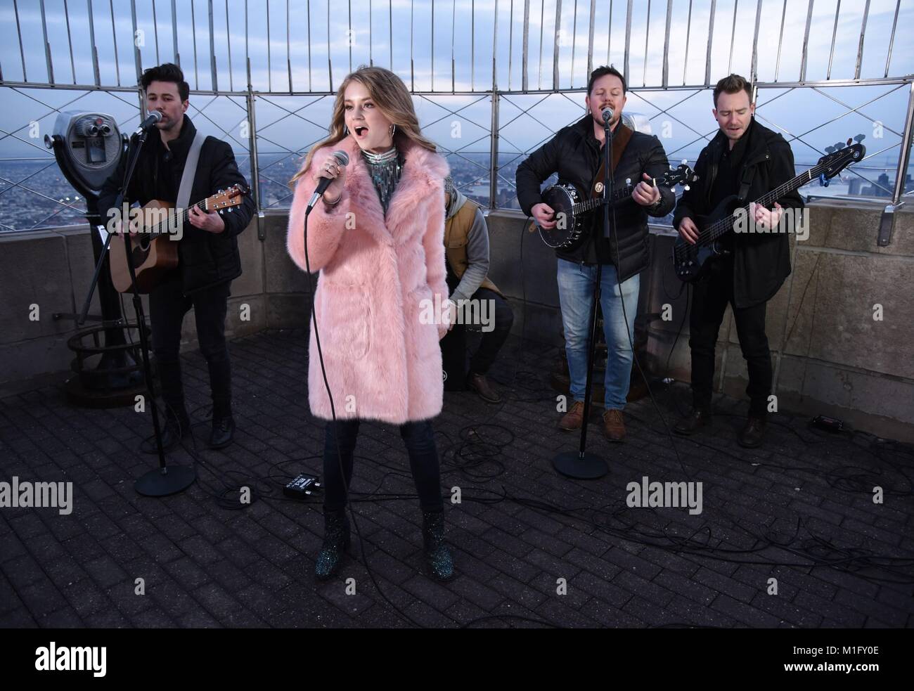 Mudd hi-res stock photography and images - Alamy