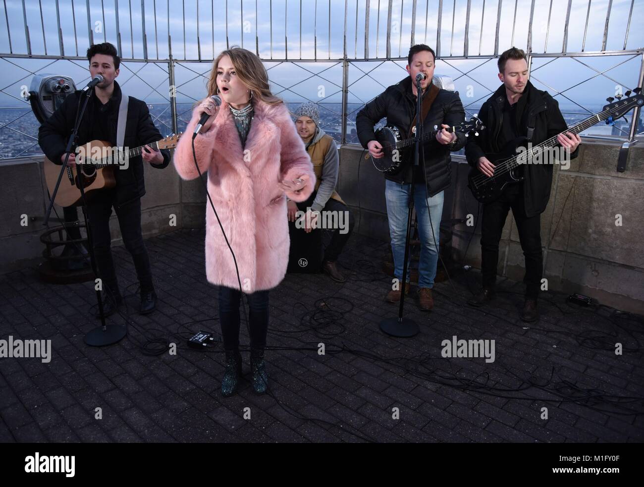 Tom lohrmann hi-res stock photography and images - Alamy