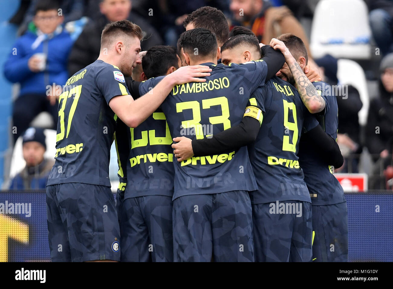 Joao cancelo inter hi-res stock photography and images - Alamy