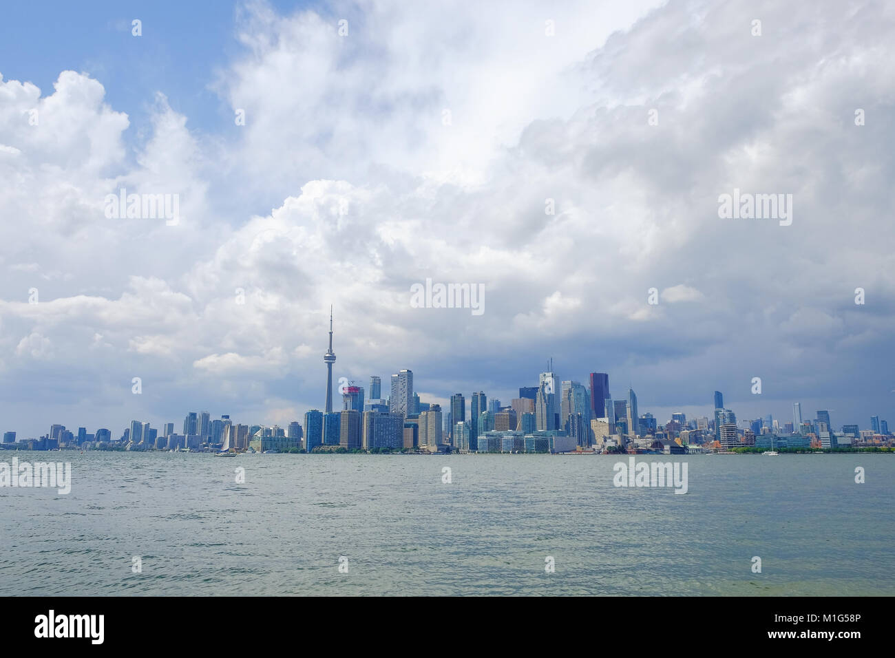 View of toronto city from cn tower at night hi-res stock photography ...