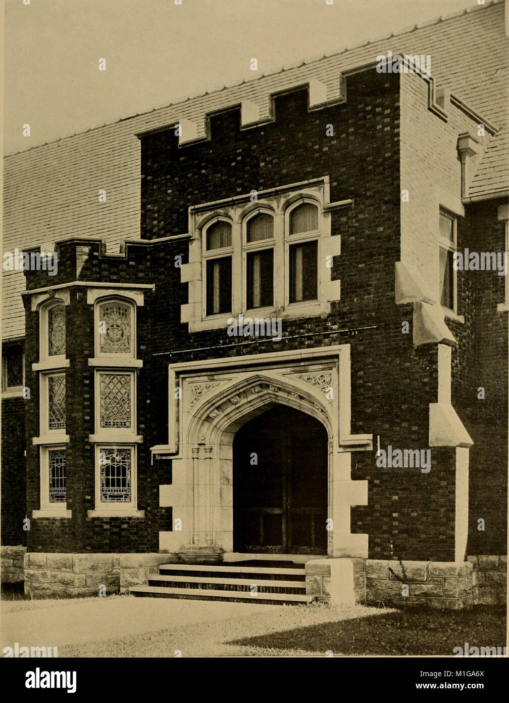 *American Estates and Gardens* (1904) explores the design and layout of ...