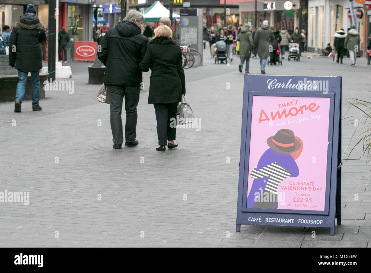 Valentine love shop windows retail shops stores Stock Photo - Alamy