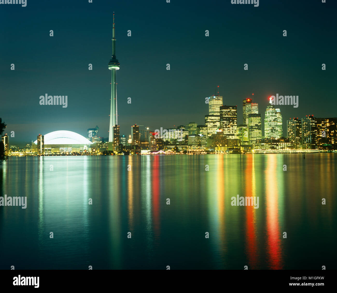 Toronto skyline at night, Ontario, Canada Stock Photo - Alamy