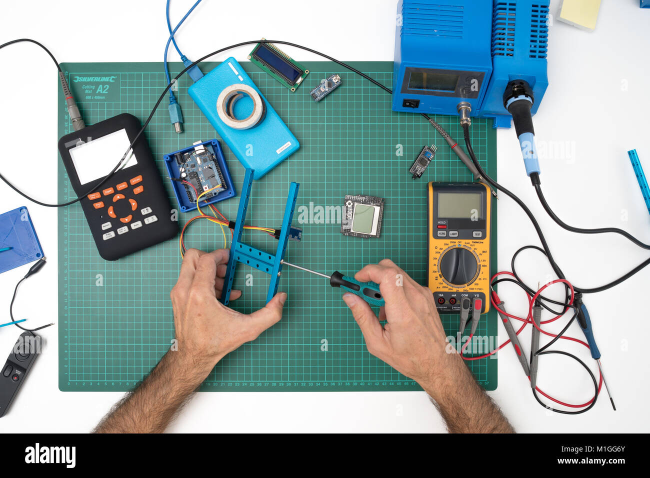 Manual assembly line hi-res stock photography and images - Alamy