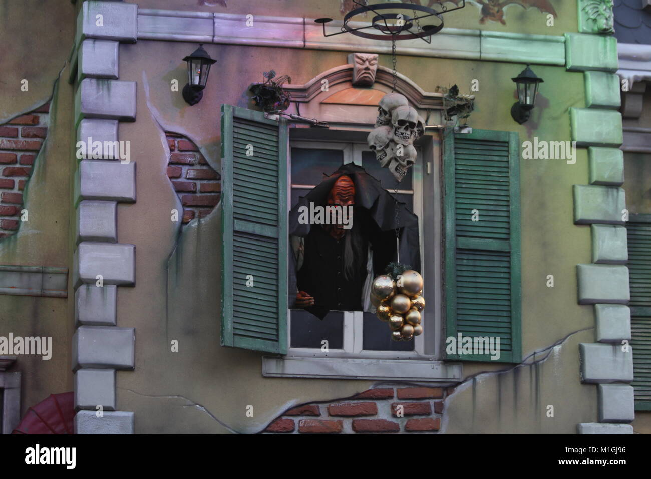 Window wonderland hi-res stock photography and images - Alamy