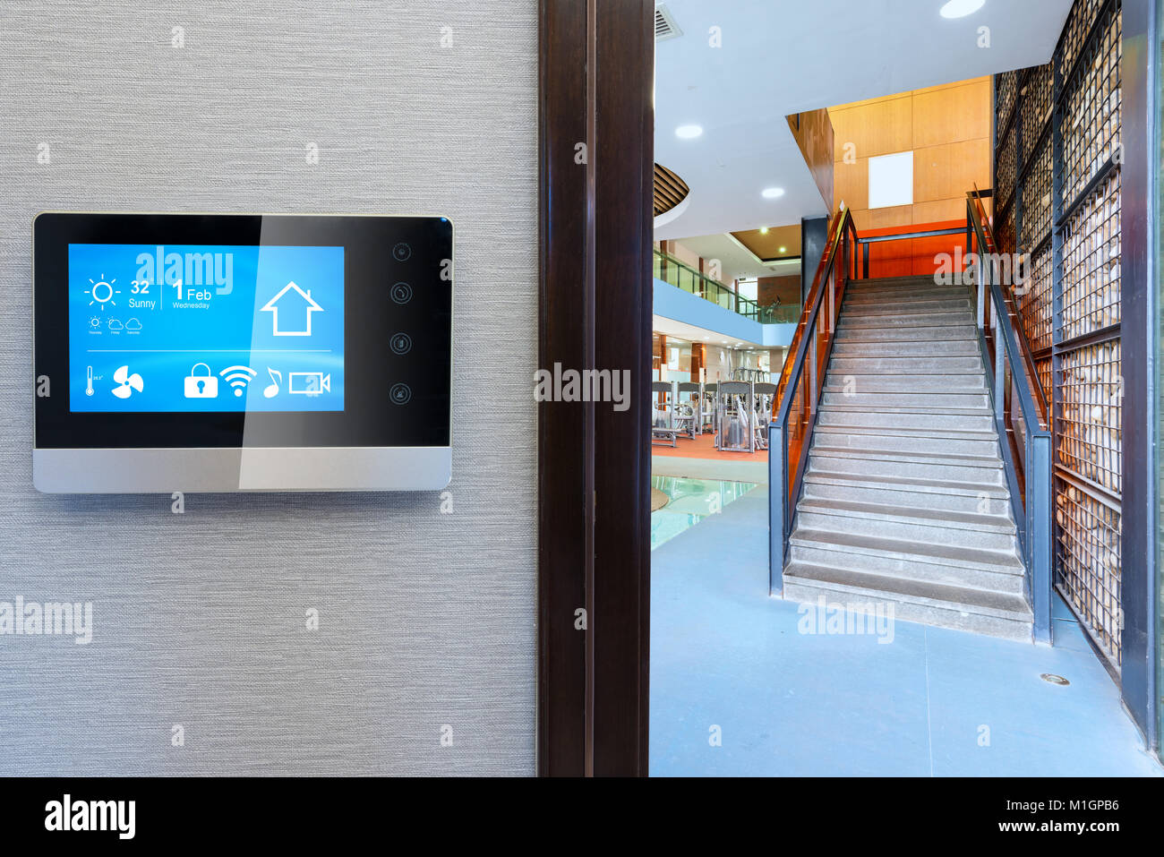 Automated staircase hi-res stock photography and images - Alamy