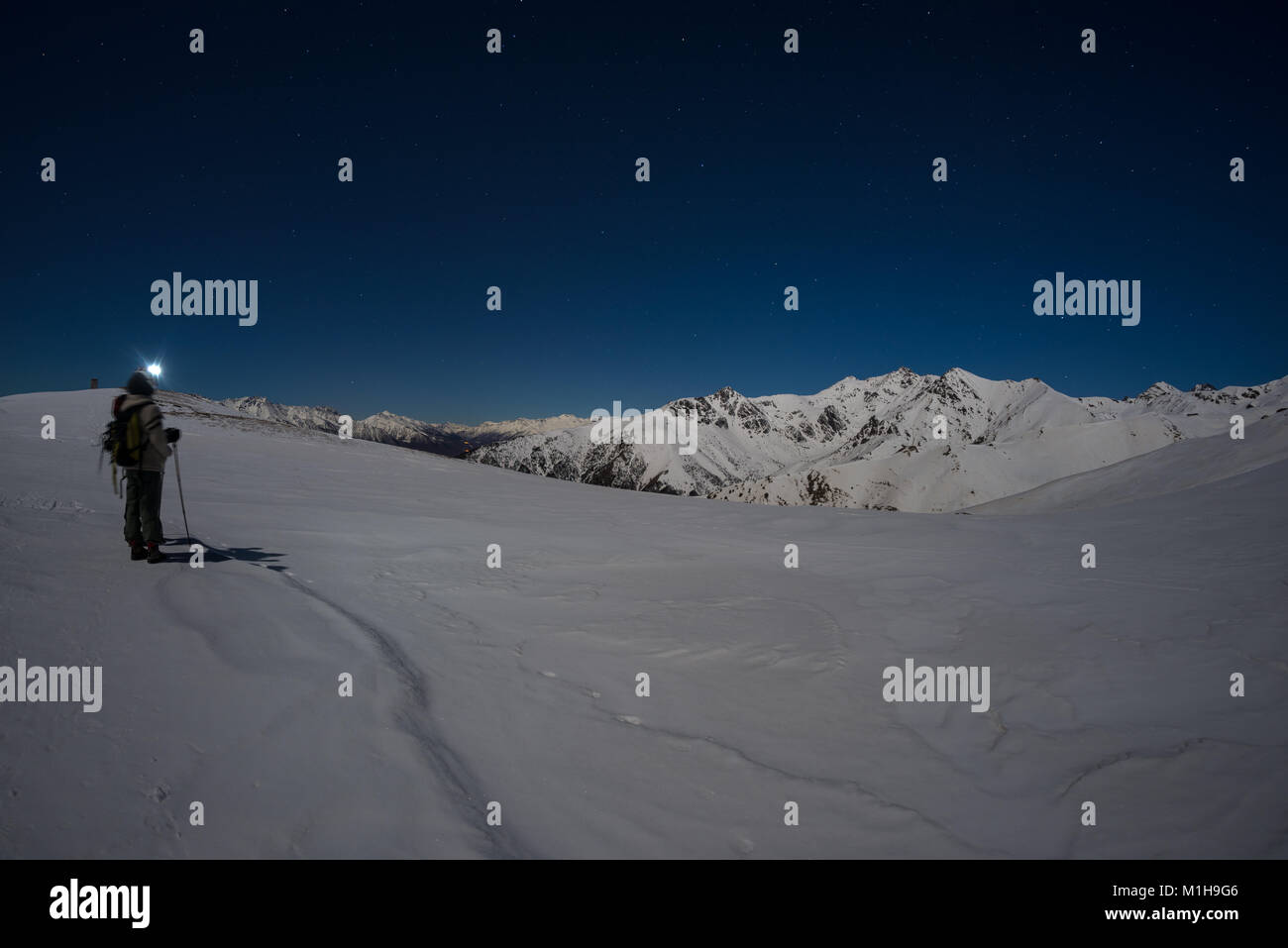 Snow on turin hi-res stock photography and images - Alamy