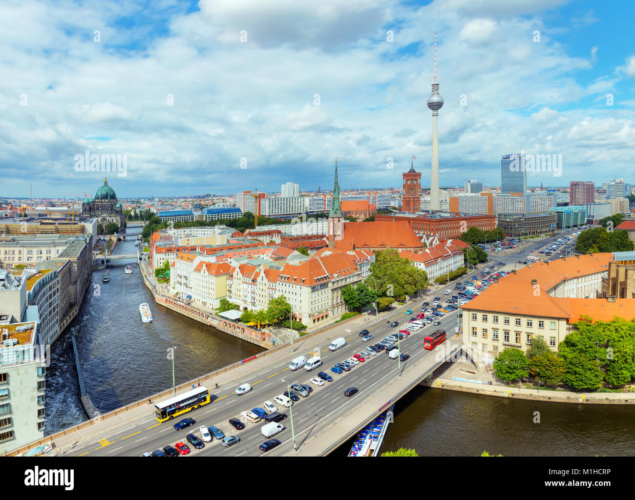 Cityscape overview hi-res stock photography and images - Alamy