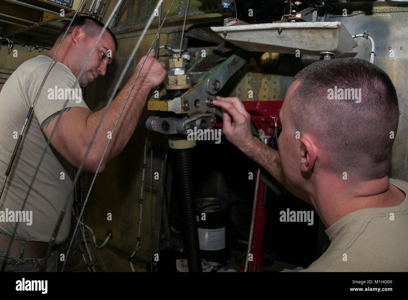 Stabilizer trim hi-res stock photography and images - Alamy