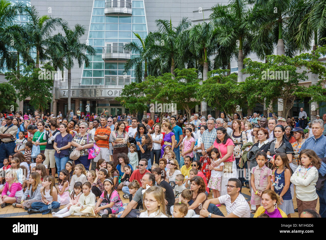 Miami Florida,Carnival Center,Thompson Plaza for the Arts,Free ...