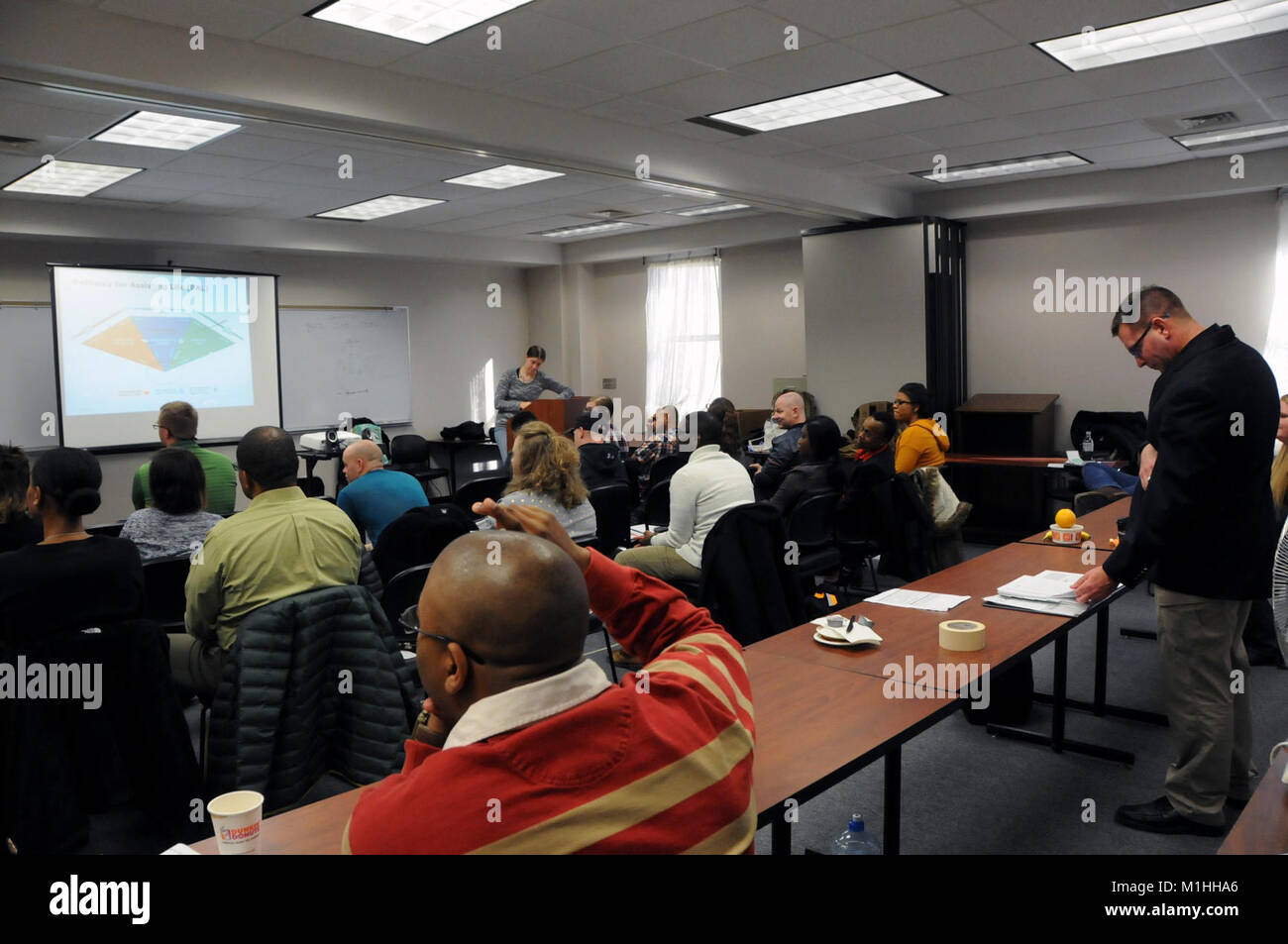 U s army instructors train hi-res stock photography and images - Alamy