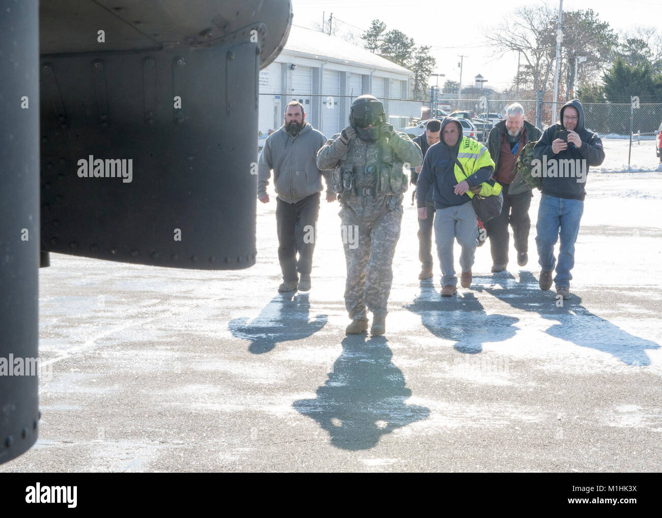 Soldiers from the Massachusetts National Guard's State Aviation Office ...