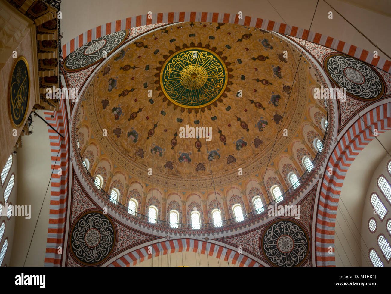 Inside the islamic Blue mosque in Istanbul, Turkey Stock Photo - Alamy