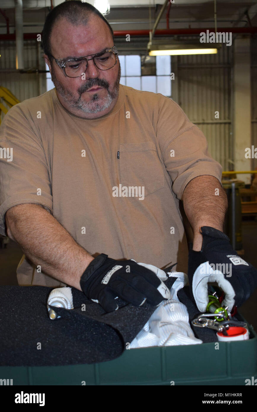 Crane Army Ammunition Activity employees inspect VX99 Stinger practice ...