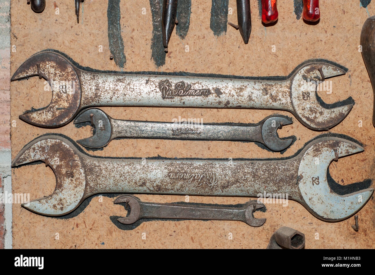 Hanging spanners hi-res stock photography and images - Alamy