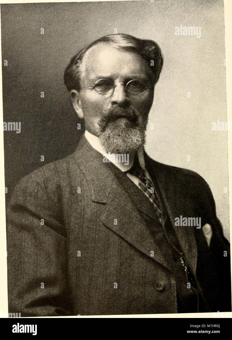 This 1910 historical narrative offers a detailed account of Hardin ...