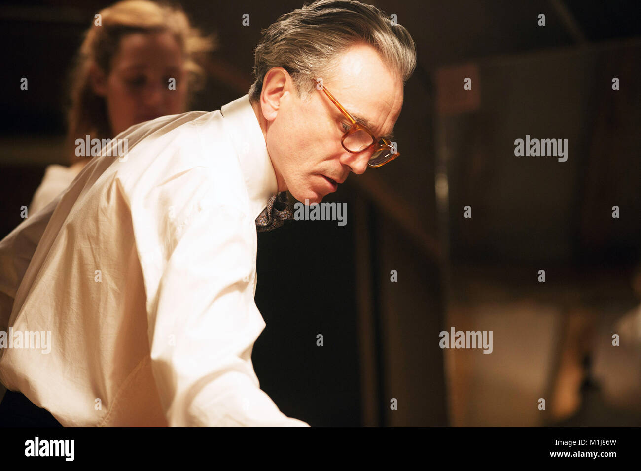 PHANTOM THREAD, Daniel Day-Lewis, 2017. ph: Laurie Sparham /© Focus ...