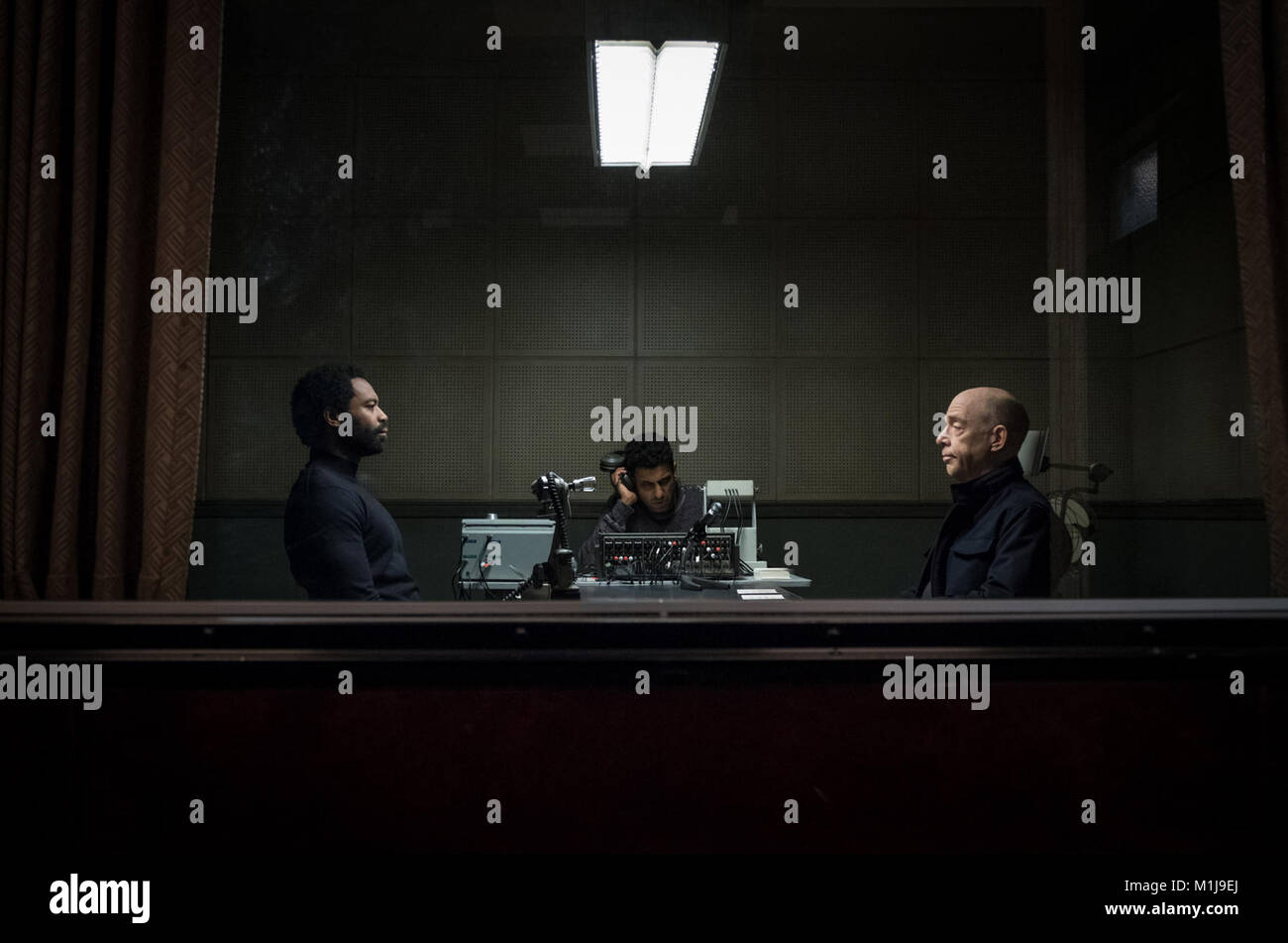 COUNTERPART, l-r: Nicholas Pinnock, Adeel Akhtar, JK Simmons,(Season 1 ...