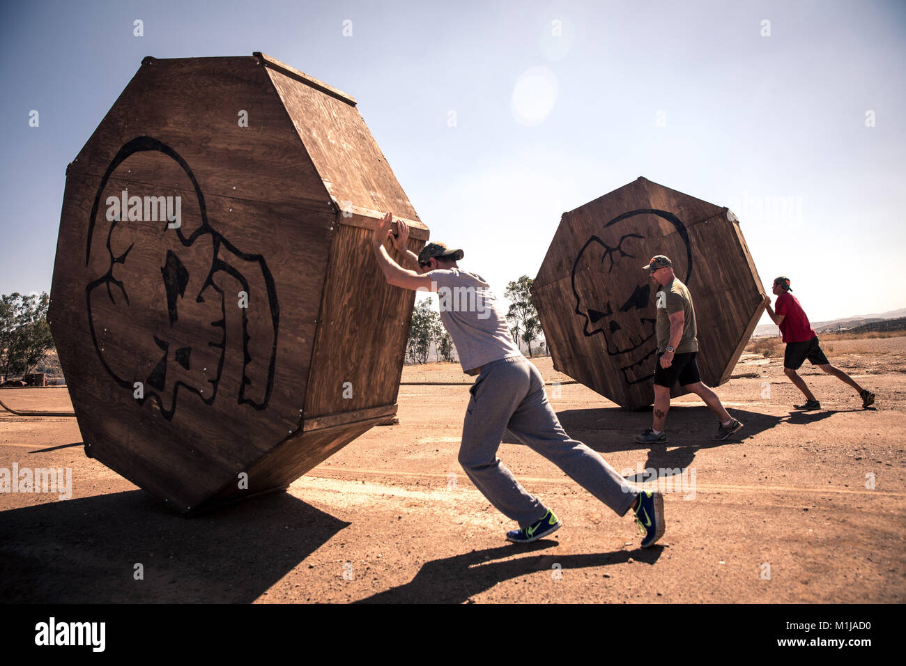 STEVE AUSTIN'S BROKEN SKULL CHALLENGE, contestants with Steve Austin ...