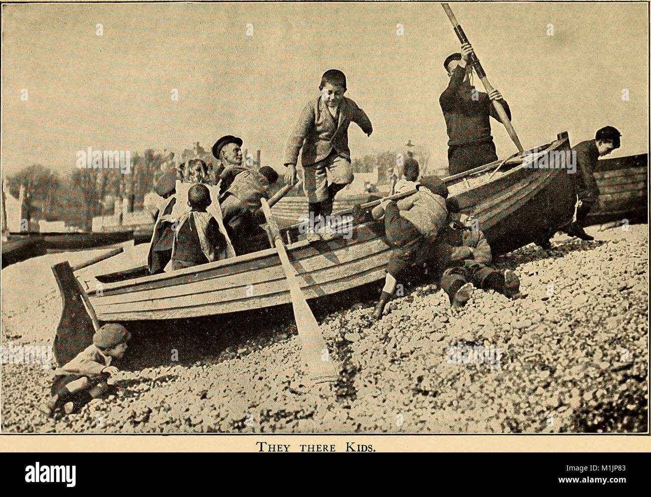 Alongshore hi-res stock photography and images - Alamy