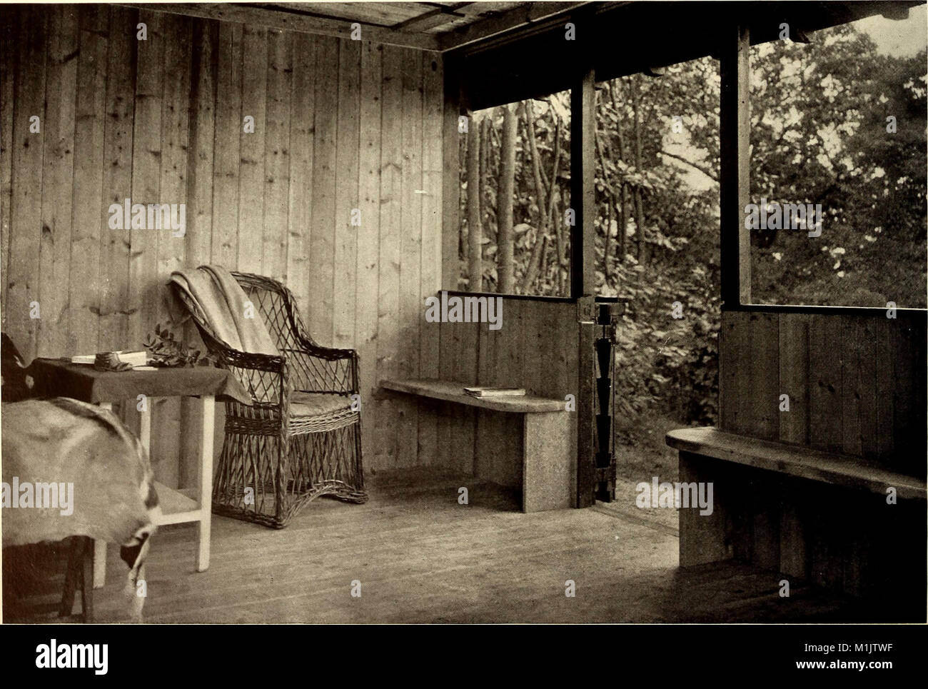 The 1908 *American Homes and Gardens* magazine features articles on ...