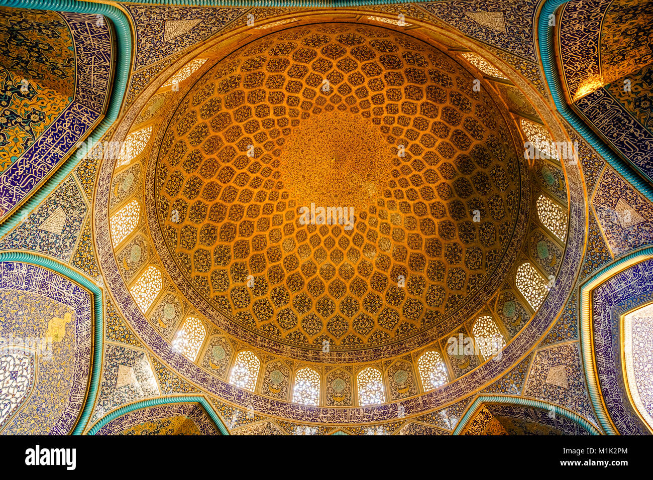 Mosque dome design hi-res stock photography and images - Alamy
