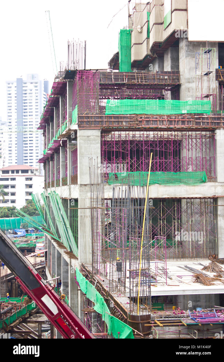 Big concrete structures hi-res stock photography and images - Alamy