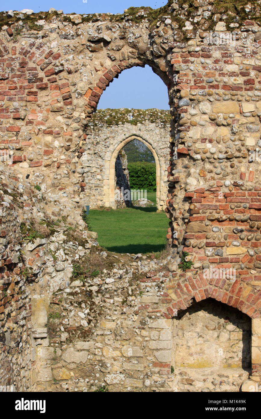 14th century ruins leiston abbey hi-res stock photography and images ...