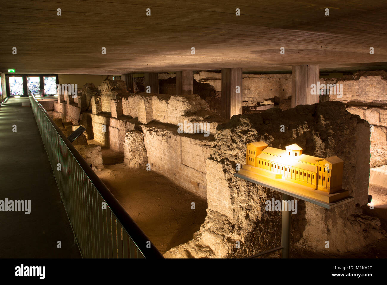 Building inferior High Resolution Stock Photography and Images - Alamy