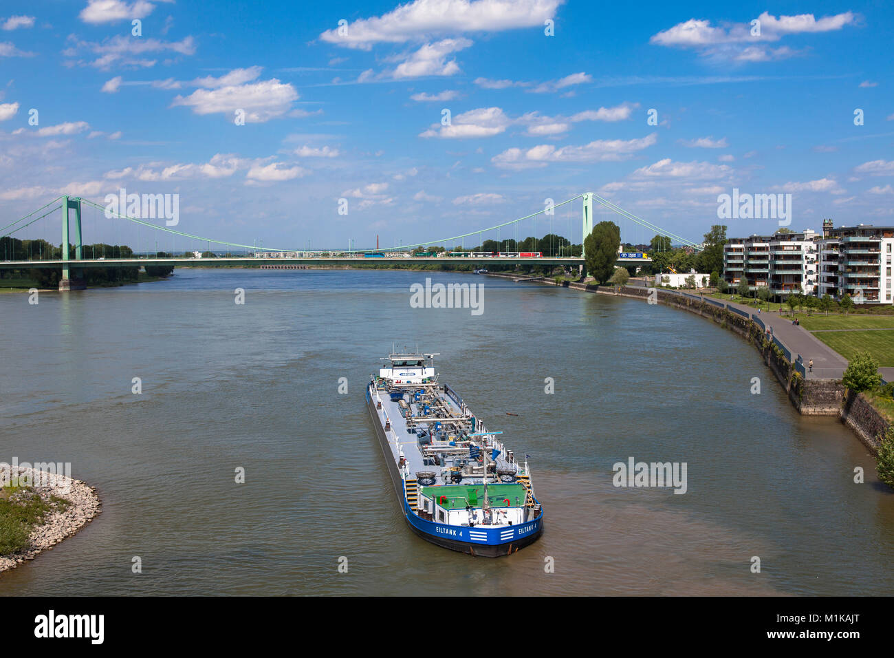 Muelheimer Hafen High Resolution Stock Photography and Images - Alamy