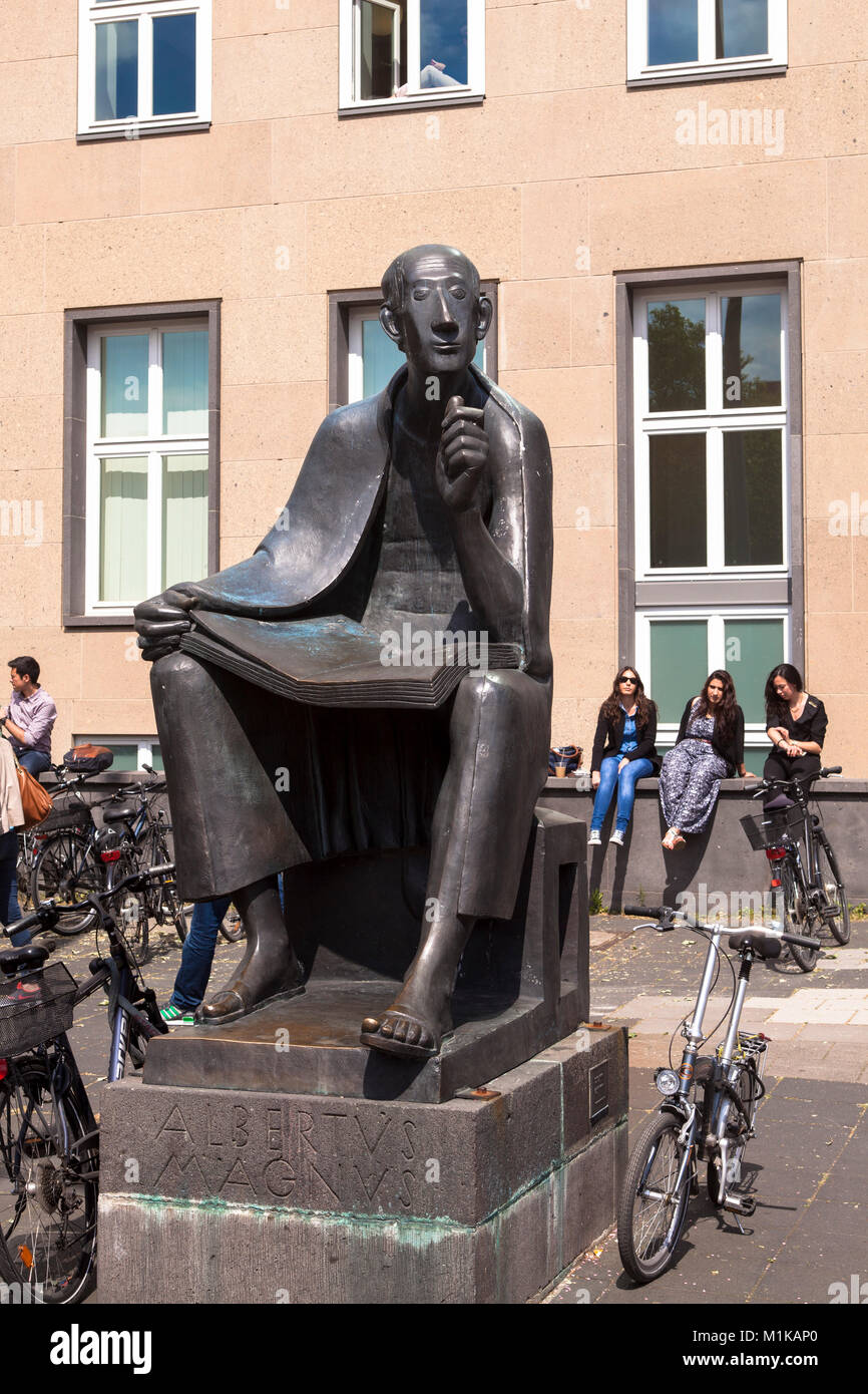 Germany, Cologne, Albertus-Magnus monument in front of the main ...