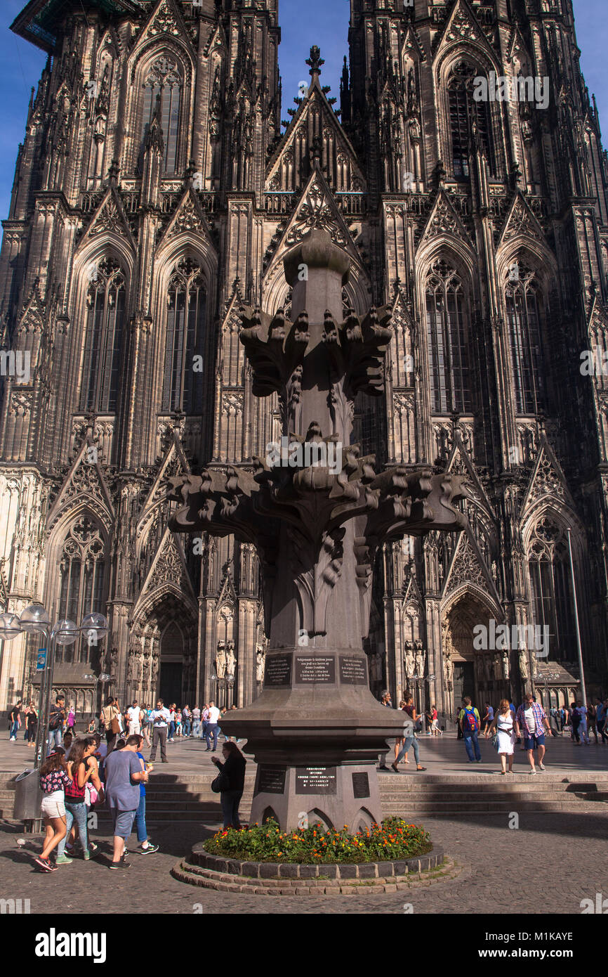 Kreuzblume cologne hi-res stock photography and images - Alamy