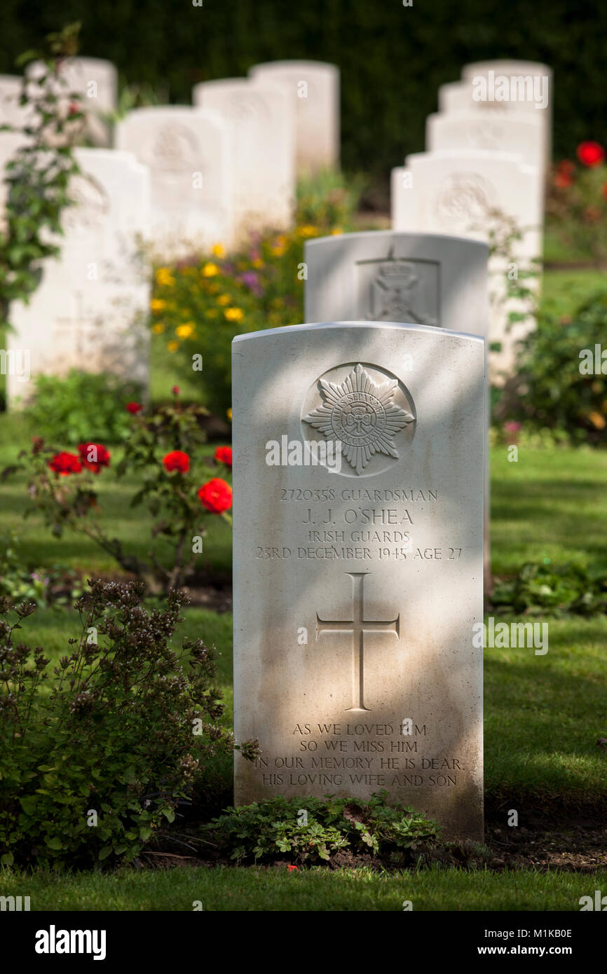 Germany, Cologne, Commonwealth War Graves Commission Cemetery within ...