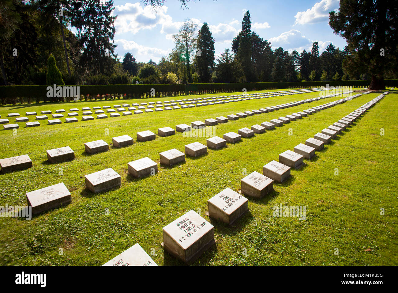 Germany, Cologne, the Italian cemetery of honor within Cologne Southern ...