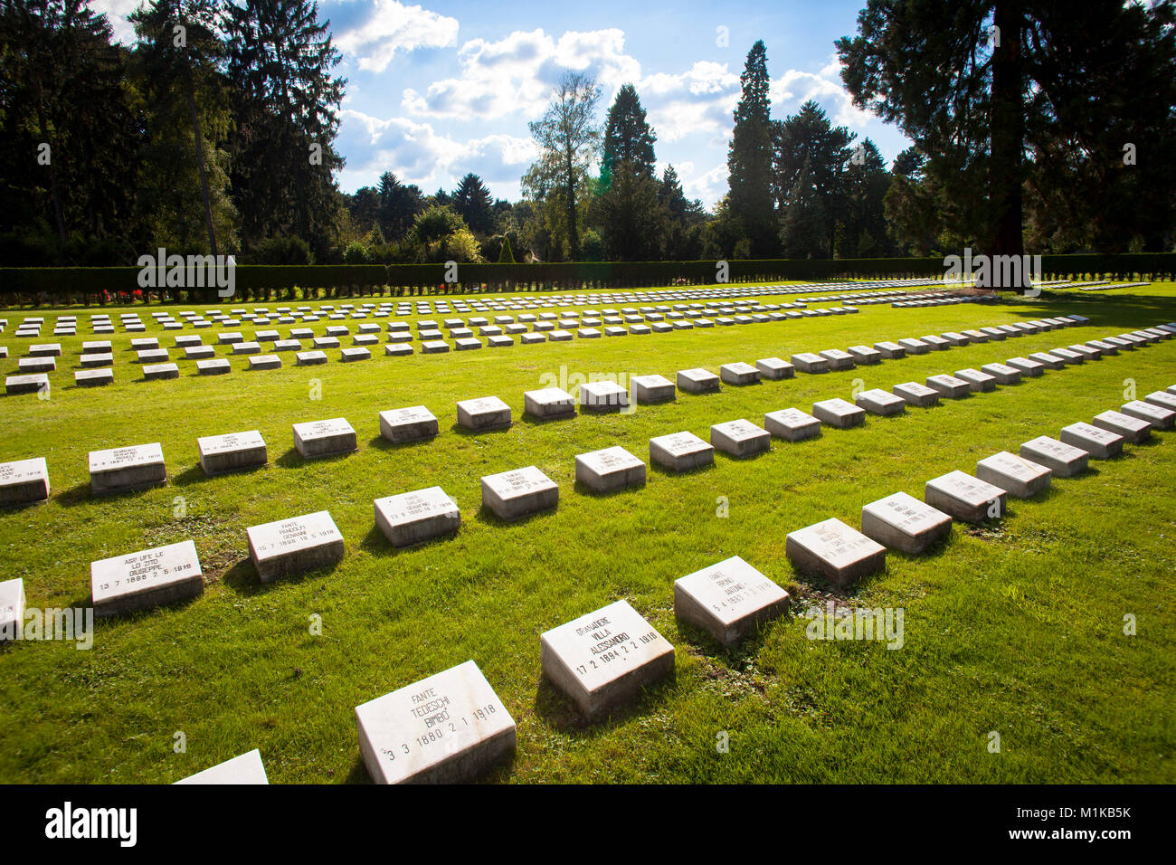 Germany, Cologne, the Italian cemetery of honor within Cologne Southern ...