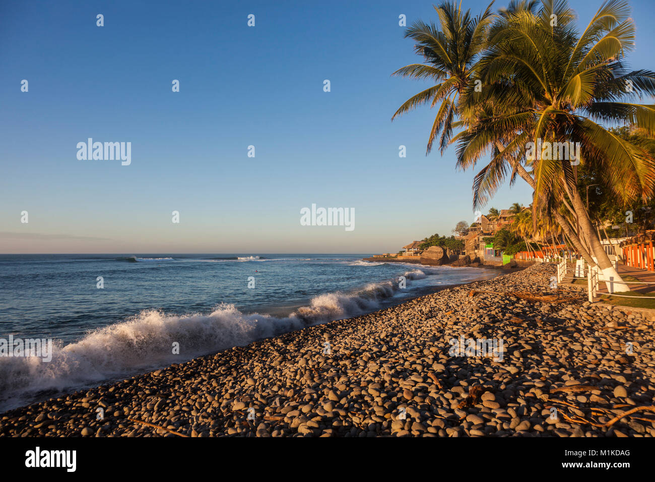 El Tunco Beach in Salvador. El Tunco, El Salvador Stock Photo - Alamy