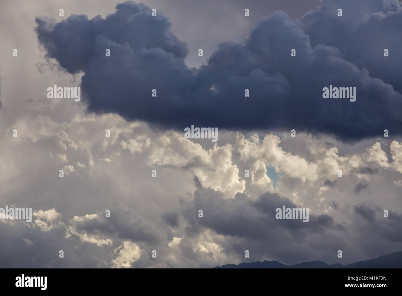 Overcast humid weather hi-res stock photography and images - Alamy