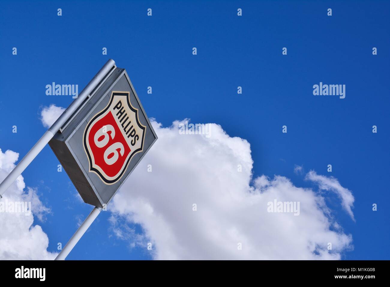 Gas station mexico hi-res stock photography and images - Alamy