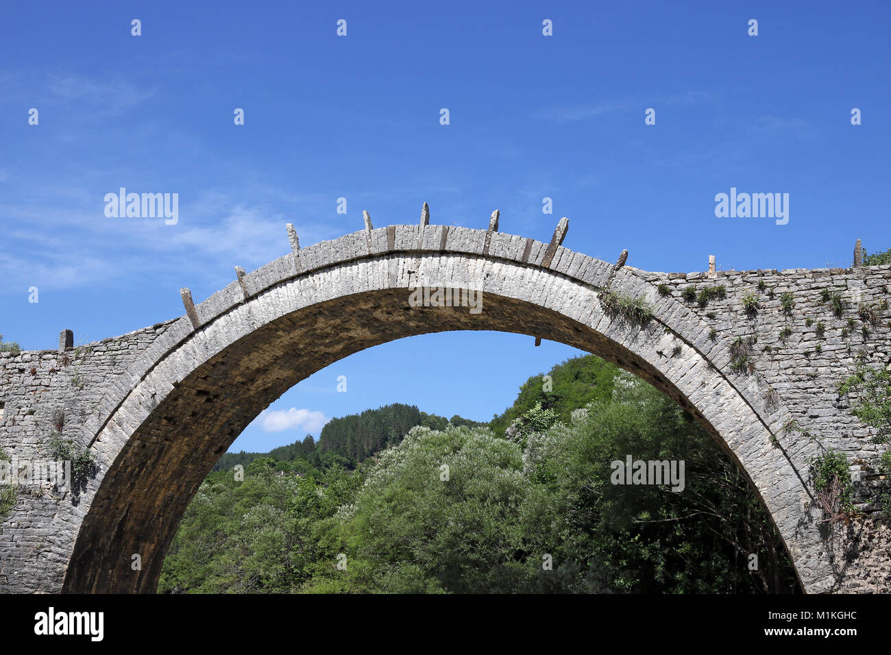 Triple arch bridge greece hi-res stock photography and images - Alamy