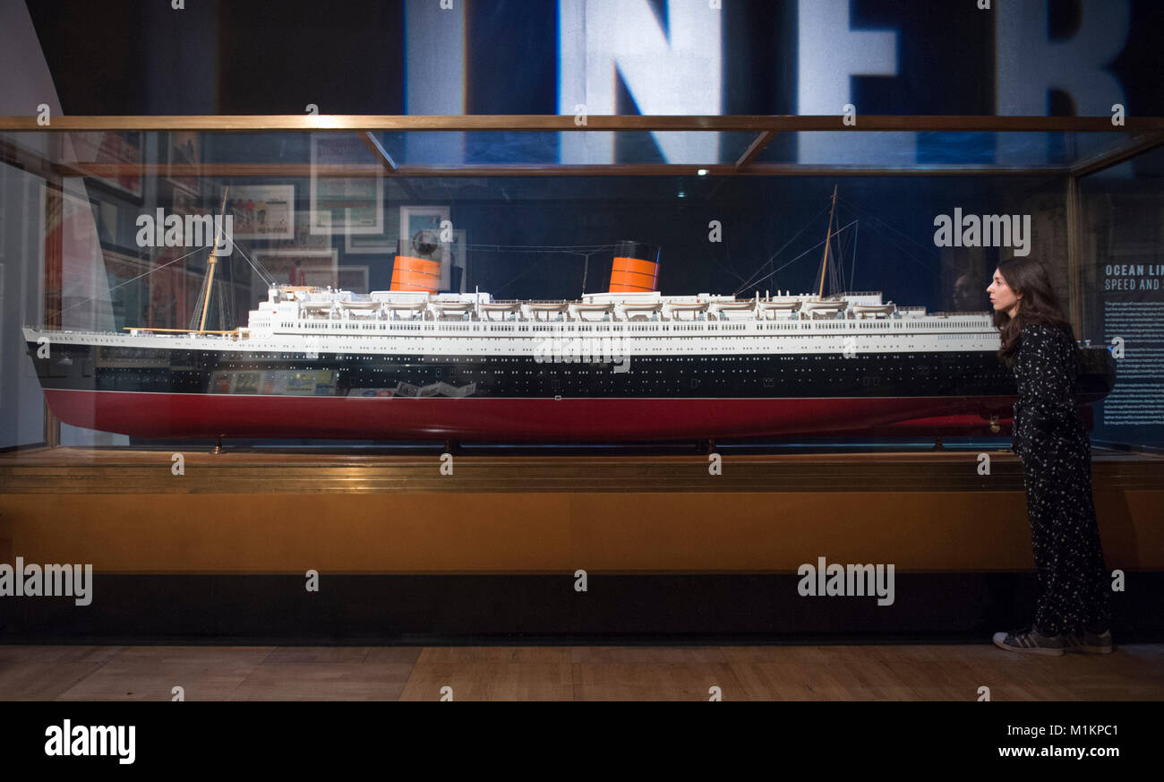 Titanic ship first class hi-res stock photography and images - Alamy