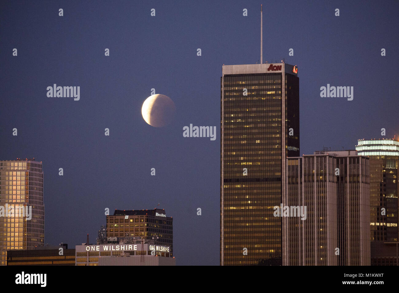 Los angeles bridge moon hi-res stock photography and images - Alamy