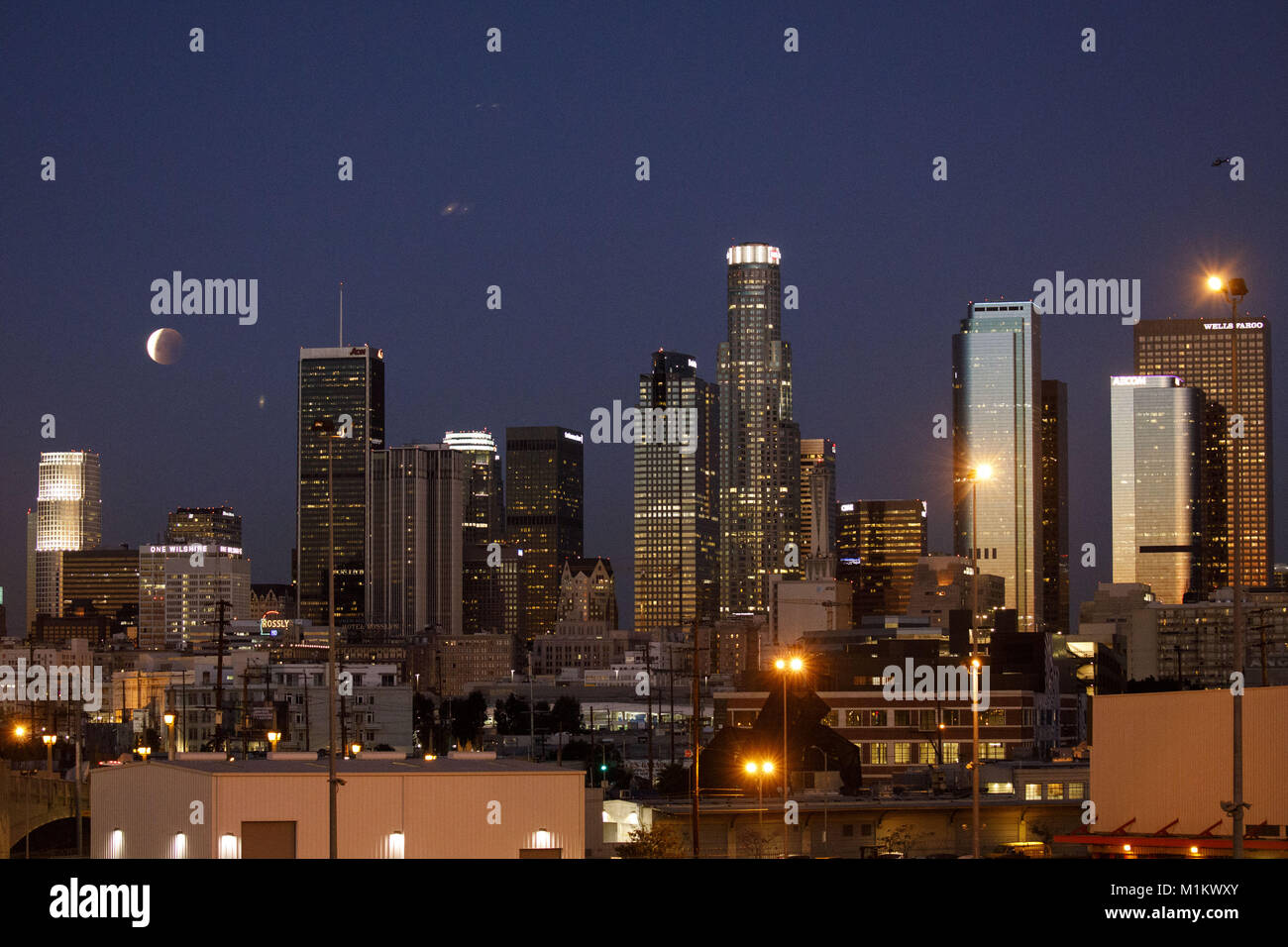 Los Angeles, California, USA. 31st Jan, 2018. The moon passes out of ...