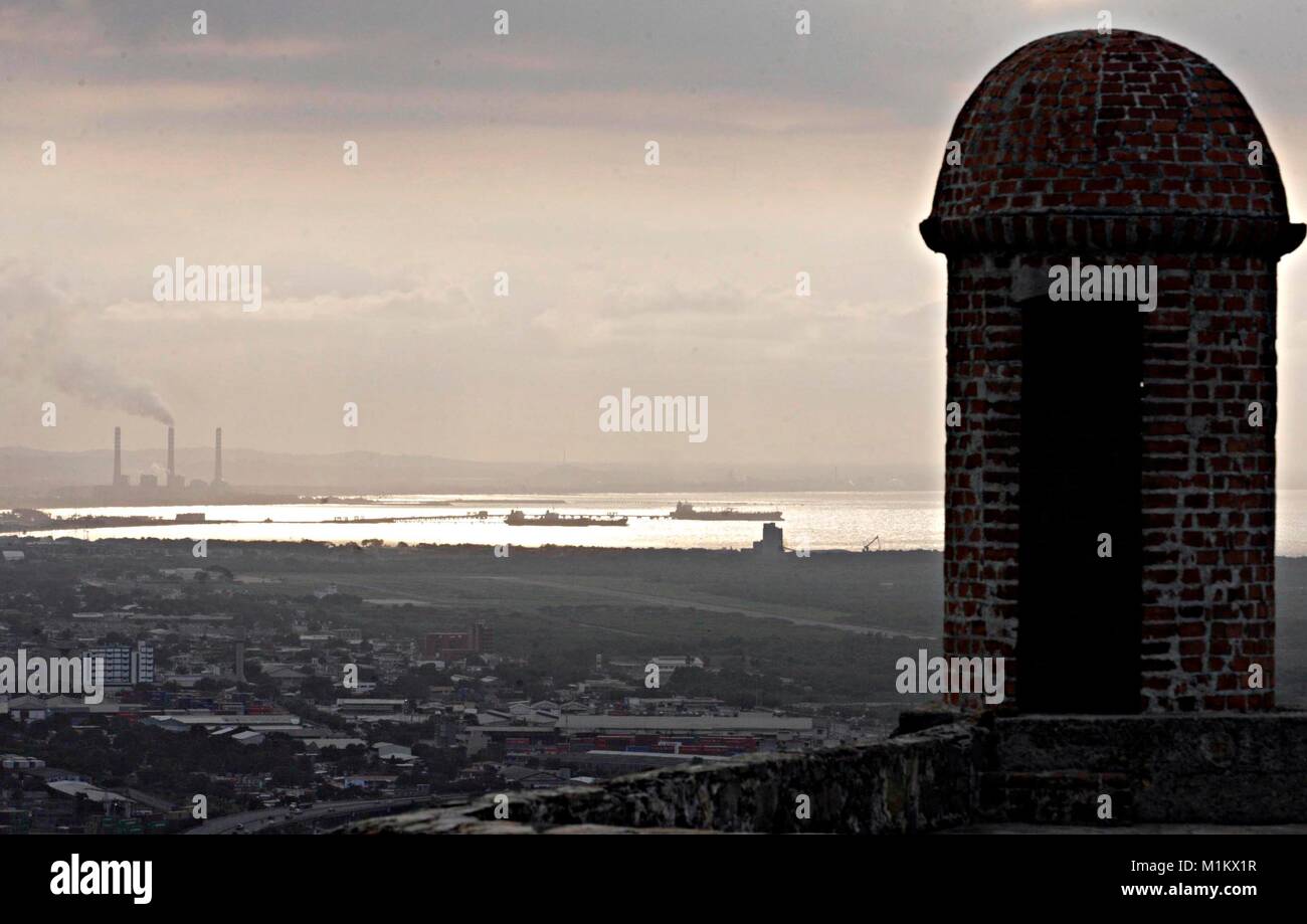 Solano y bote hi-res stock photography and images - Alamy