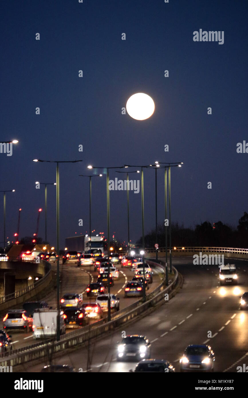 Hanworth London UK. 31st January 2018. The super blue moon seen low in ...